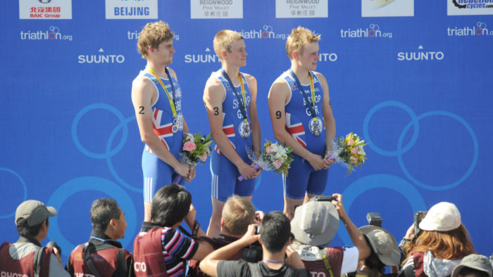 British Triathlon World Champion runs 2:17 at London Marathon - Elite ...