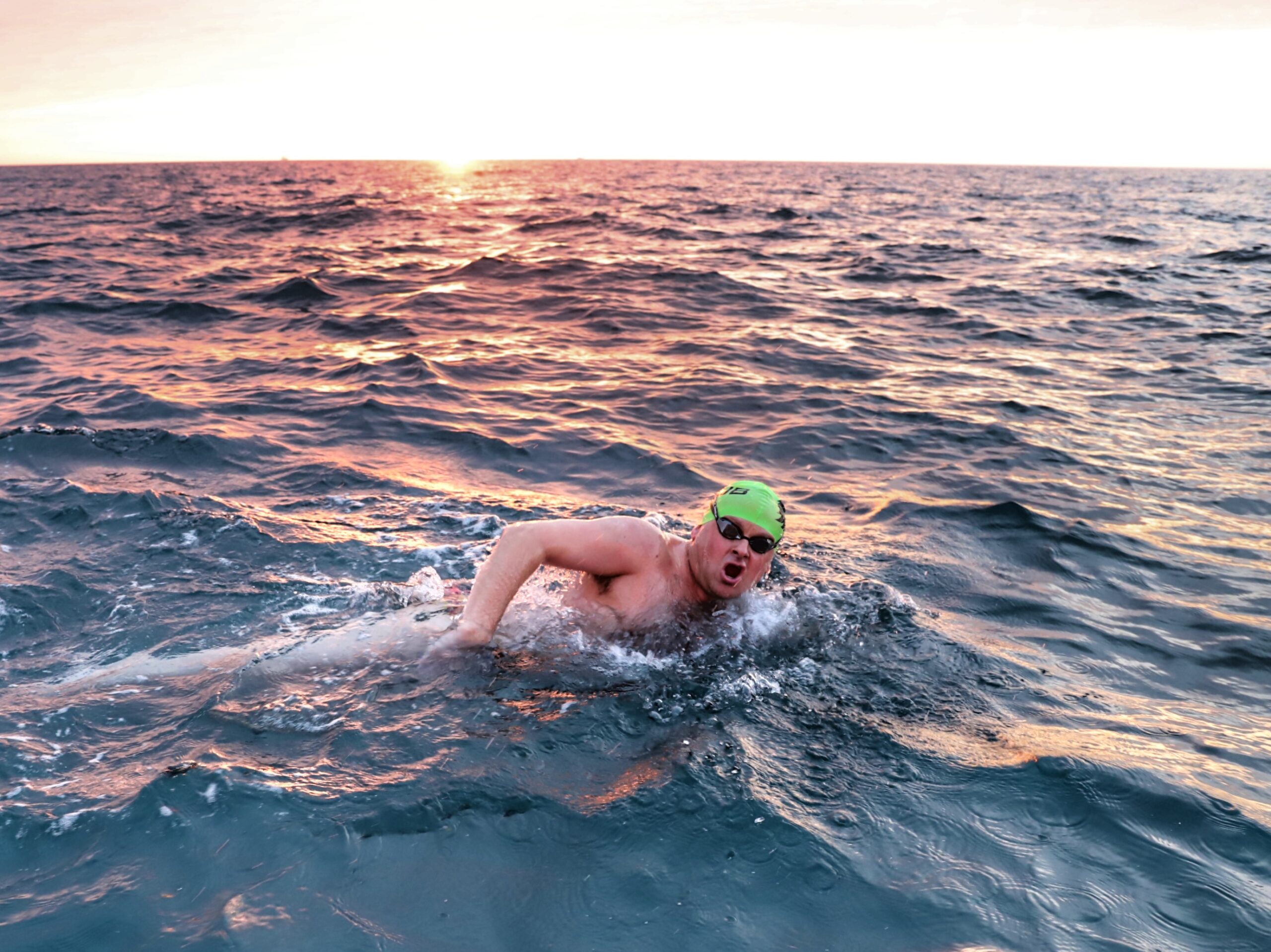 Robbie MacNab's English Channel Solo - read all about it! - Triathlon ...