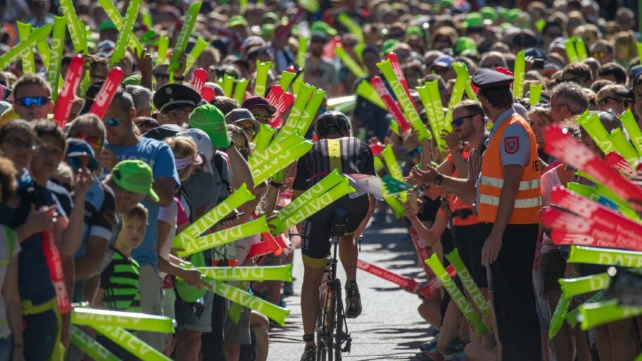 Challenge Roth bike course - training tips and course records - TRI247