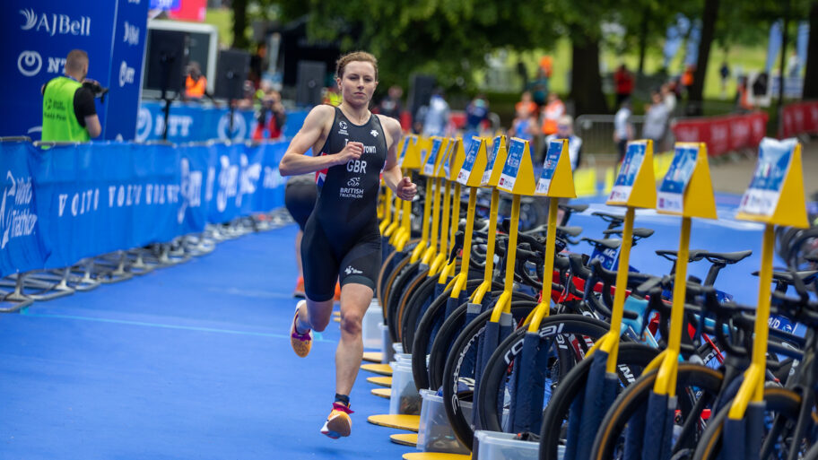 Europe Triathlon Cup Quarteira: British star Hugo Milner runs to ...