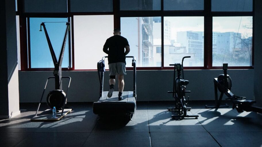 How Can Working Professionals Train for A 70.3 Triathlon? - Guides - TRI247